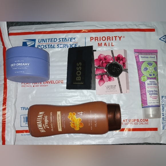 Maelys | Skincare | Hawaiian Tropic Vr T Boss Handcream Maelys For ...